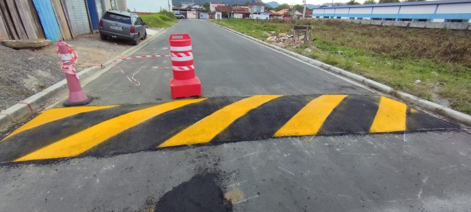 Prefeitura de Caraguatatuba implanta lombadas em avenidas do Travessão ...