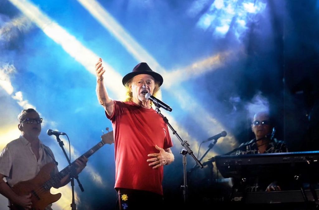 Cantor Alceu Valença abre final de semana do Caraguá Tá Show ...