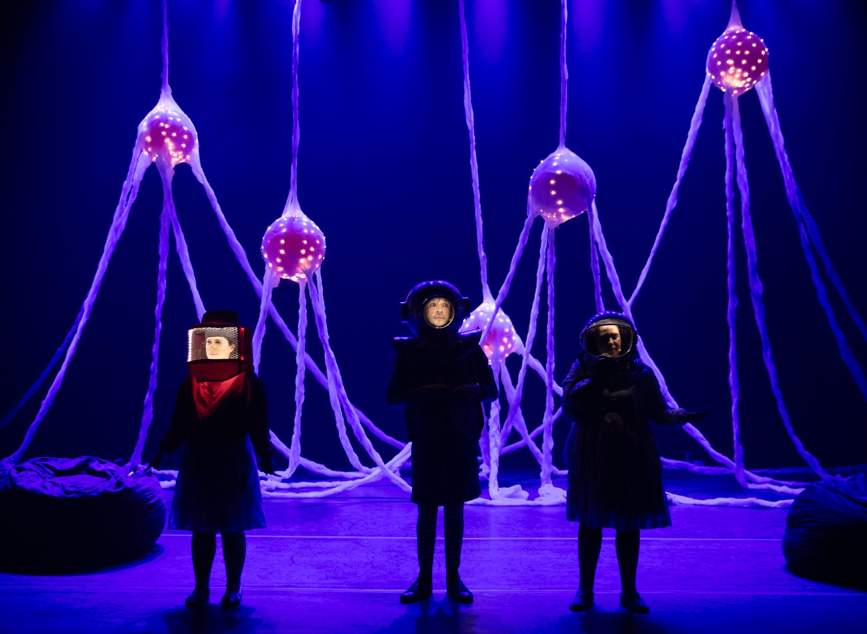 Espetáculo “Prisma – Eu Sou Assim” é destaque no Teatro Mario Covas ...